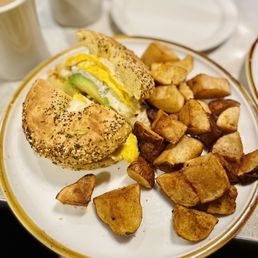 THE PARAMOUNT - Updated December 2025 - 1173 Photos & 1821 Reviews - 44 ...