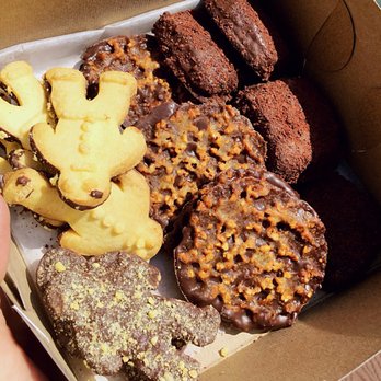 CAFE PICCOLO PASTRY & BAGELS - Updated December 2025 - 58 Photos & 31 ...