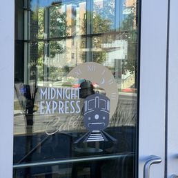 MIDNIGHT EXPRESS CAFE - Updated July 2025 - 23 Photos & 20 Reviews - 616 Fulton St W, Grand ...
