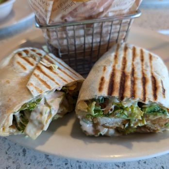 LINDENHURST DINER - Updated December 2025 - 265 Photos & 309 Reviews ...