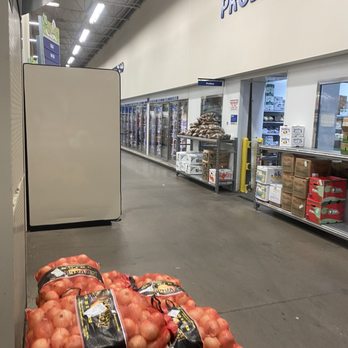 SHAMROCK FOODSERVICE WAREHOUSE - Updated January 2026 - 84 Photos & 19 ...