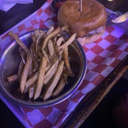 NODDING DONKEY UPTOWN - Updated December 2025 - 174 Photos & 318 ...