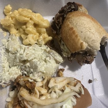 HAPPY HAWG BBQ HIRAM - Updated November 2025 - 204 Reviews & 89 Photos ...