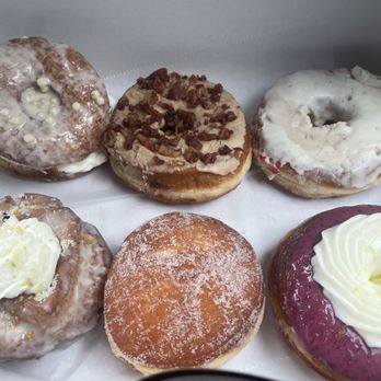 GOOD DOUGH - Updated August 2024 - 1111 Photos & 473 Reviews - 1636 ...