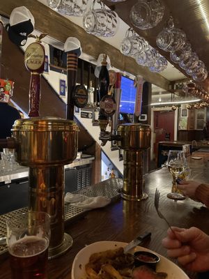 QUIPS PUB - Updated December 2025 - 117 Photos & 186 Reviews - 457 New ...