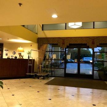 BEST WESTERN PLUS PLAZA BY THE GREEN - Updated August 2025 - 261 Photos ...