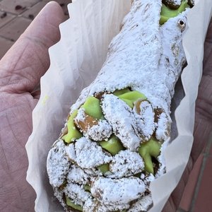 CARMEL BAKERY - 1200 Photos & 898 Reviews - Ocean Ave Between Dolores ...