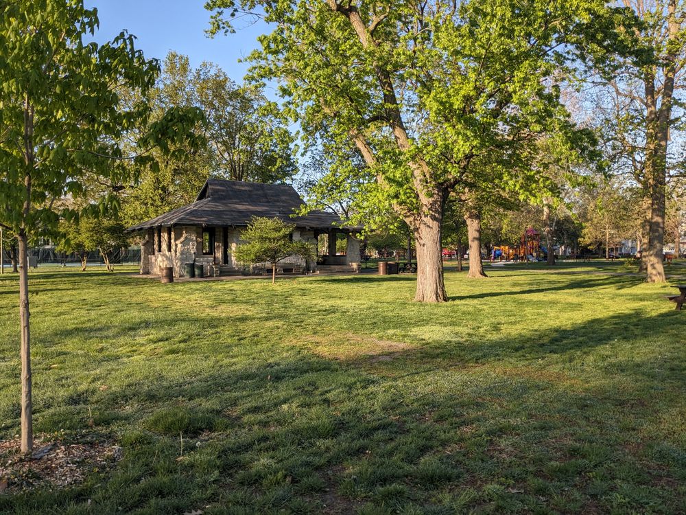 ILES PARK - Updated December 2025 - 17 Photos - 2000 S 6th St ...