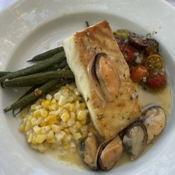 BEAUJOLAIS BISTRO - Updated February 2025 - 744 Photos & 368 Reviews ...