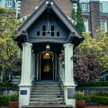 KOHL MANSION - Updated December 2025 - 253 Photos & 93 Reviews - 2750 ...