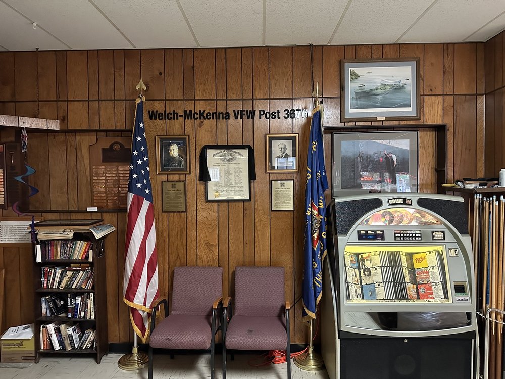 VFW POST 3676 - Updated January 2026 - 14 Photos - 401 W Portage Ave ...