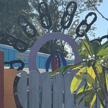 THE WENGER HOME - Updated October 2025 - 14 Photos - 3811 Wall St ...