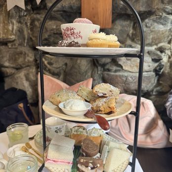 SWEET MARIES TEA COTTAGE - Updated January 2026 - 134 Photos & 45 ...