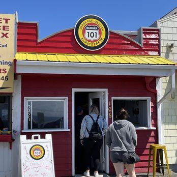 101 BURGER - Updated July 2024 - 21 Photos & 15 Reviews - 415 US-101 ...