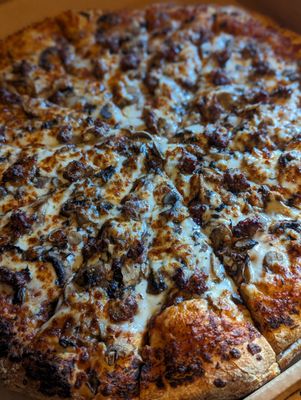 RED RUNNER PIZZA - Updated December 2025 - 93 Photos & 125 Reviews ...