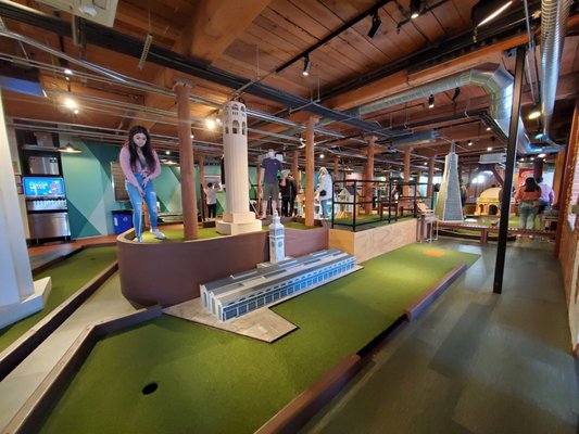 SUBPAR MINIATURE GOLF - 295 Photos & 171 Reviews - 900 North Point St ...