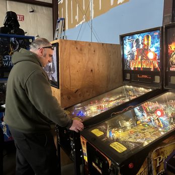 DOCKING BAY 93 - Updated January 2026 - 26 Reviews - 224 Stewart Rd ...