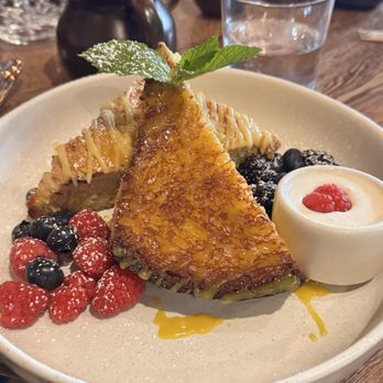 Tempting to come back for dinner during our short visit! The dishes on ...