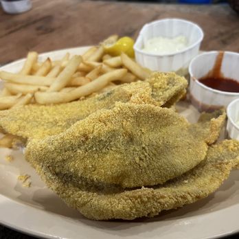 CAPTAIN TOM’S SEAFOOD & OYSTER BAR - Updated June 2025 - 648 Photos ...