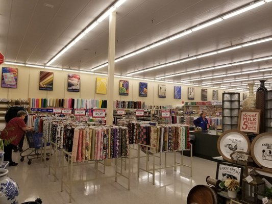 HOBBY LOBBY - Updated August 2025 - 20 Photos & 11 Reviews - 2200 War ...