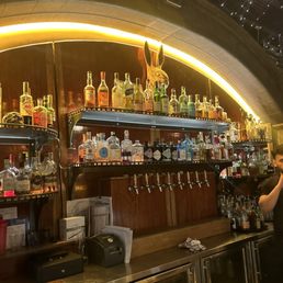 THE RABBIT HOLE - Updated October 2025 - 46 Photos & 40 Reviews - 208 ...