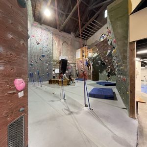 KROGER AQUATIC CENTER - Updated October 2025 - 8625 Brandt Pike, Huber ...