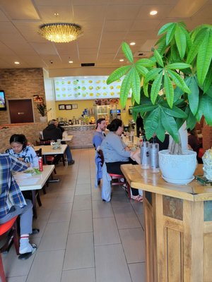 PHO DIMOND - Updated July 2025 - 107 Photos & 124 Reviews - 135 W ...