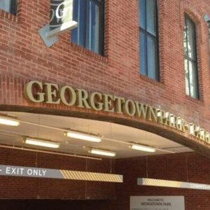 COLONIAL PARKING - Updated December 2025 - 86 Reviews - 1050 Thomas ...