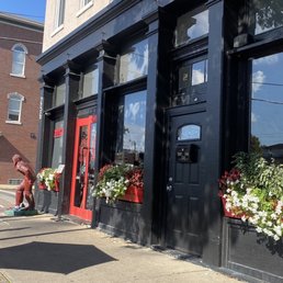 THE RED YETI - Updated December 2025 - 748 Photos & 607 Reviews - 256 ...