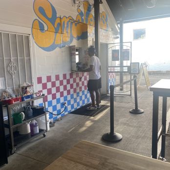 SMILEYS BURGER CLUB - Updated January 2026 - 134 Photos & 84 Reviews ...