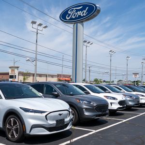 EMPIRE FORD OF NEW BEDFORD - Updated May 2025 - 48 Photos & 74 Reviews ...