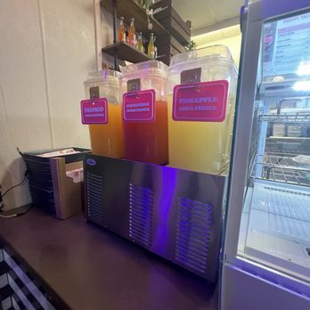 QUE FRESA - WESLEY HEIGHTS - Updated August 2025 - 576 Photos & 229 ...