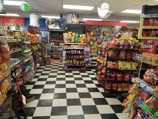 ROBERTS’ MARKET - Updated October 2025 - 602 Maple St, Tieton ...