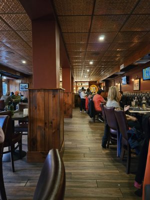 THE TAPROOM - Updated October 2025 - 18 Photos & 13 Reviews - 1 Skytop ...