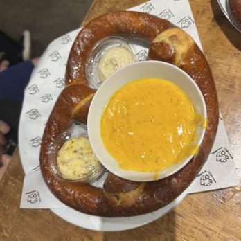 THE HALL BY BEER LAB HI - Updated December 2025 - 1081 Photos & 298 ...