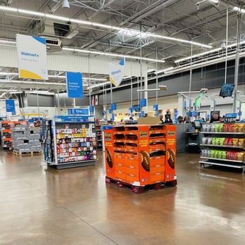 WALMART SUPERCENTER - Updated December 2024 - 698 Photos & 814 Reviews ...