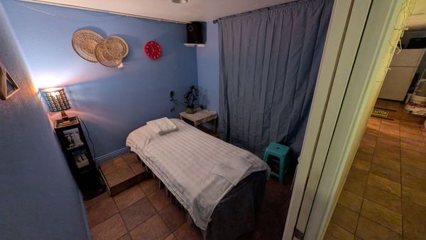 BLUE MOON SPA - Updated December 2025 - 50 Photos & 60 Reviews - 320 ...