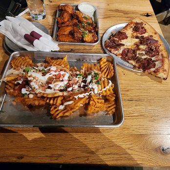 FELIX’S PIZZA PUB - Updated March 2025 - 365 Photos & 411 Reviews ...