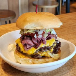 HIHO CHEESEBURGER | SANTA MONICA - Updated July 2025 - 1195 Photos ...
