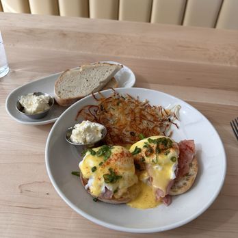 BENEDICT’S - 3165 33rd St S, Fargo, North Dakota - Breakfast & Brunch ...