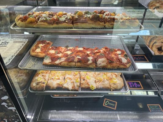 DINGBATS PIZZA - Updated February 2025 - 10 Photos & 12 Reviews - 471 ...