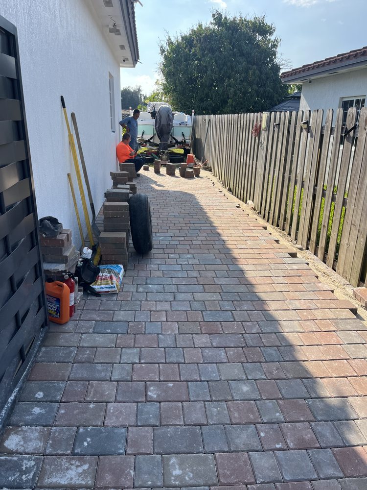 REPARACIÓN DE PAVER - Updated April 2025 - Request a Quote - Miami ...