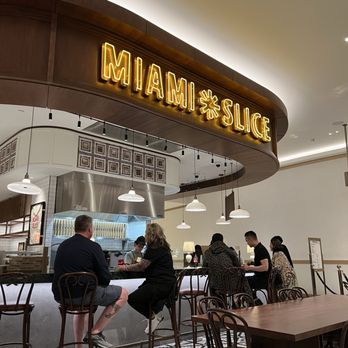 MIAMI SLICE - Updated December 2024 - 208 Photos & 116 Reviews - 2777 S ...