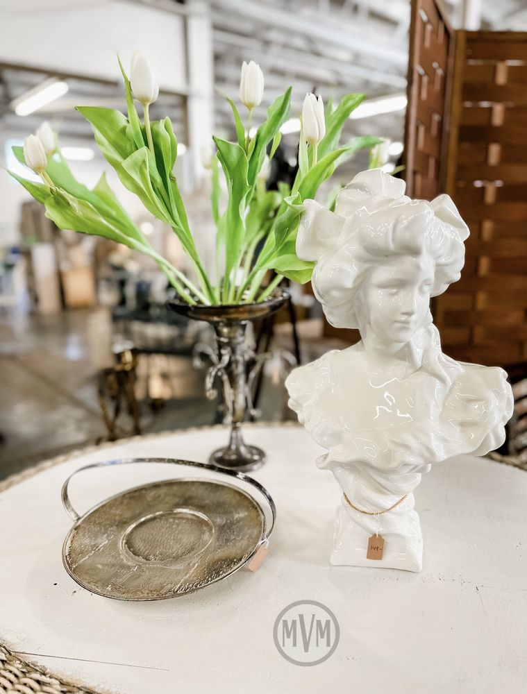 THE MODERN VINTAGE MARKET- CANTON - Updated August 2025 - 305 Wertz Ave ...