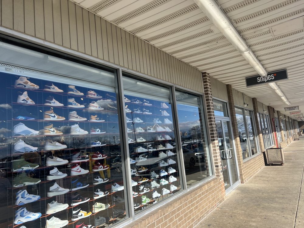 SNIPES - 3428 Annapolis Rd, Baltimore, Maryland - Shoe Stores - Phone ...