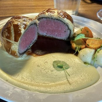 RAMSAY’S KITCHEN AT THE FOUR SEASONS ST. LOUIS - Updated July 2024 ...