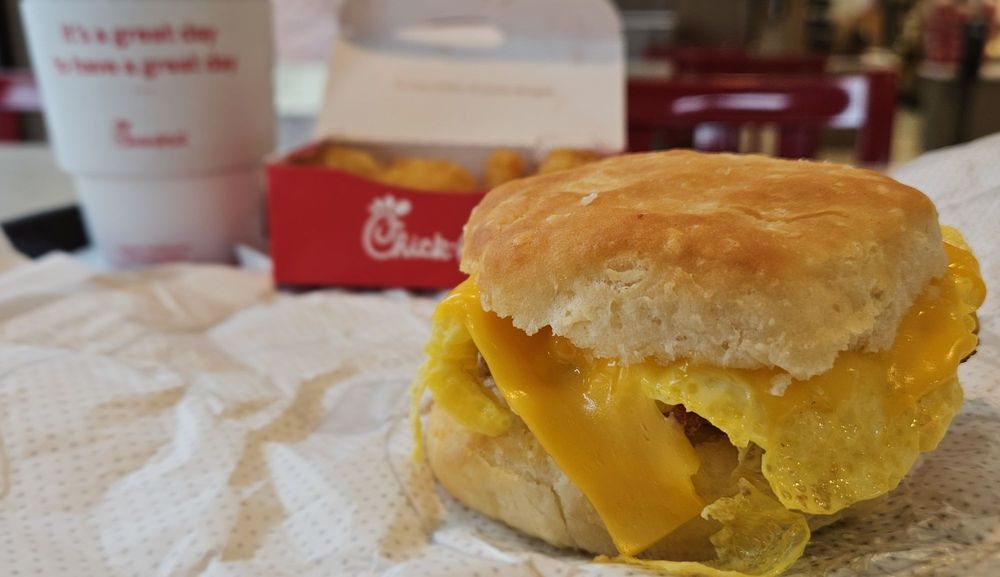 CHICK-FIL-A CENTERTON SQUARE - Updated January 2026 - 84 Photos & 78 ...