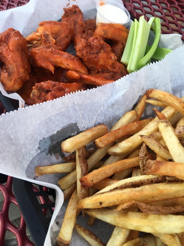 CEDAR INN - 47 Photos & 64 Reviews - 4155 Cedar Ave S, Minneapolis ...