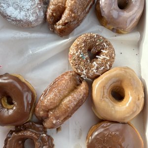 FRESH DONUT & DELI - 188 Photos & 328 Reviews - 2699 S State St, Salt ...