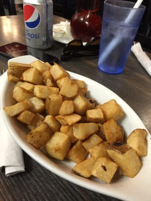 MUM’S RESTAURANT & BAKERY - Updated December 2025 - 10 Photos & 19 ...